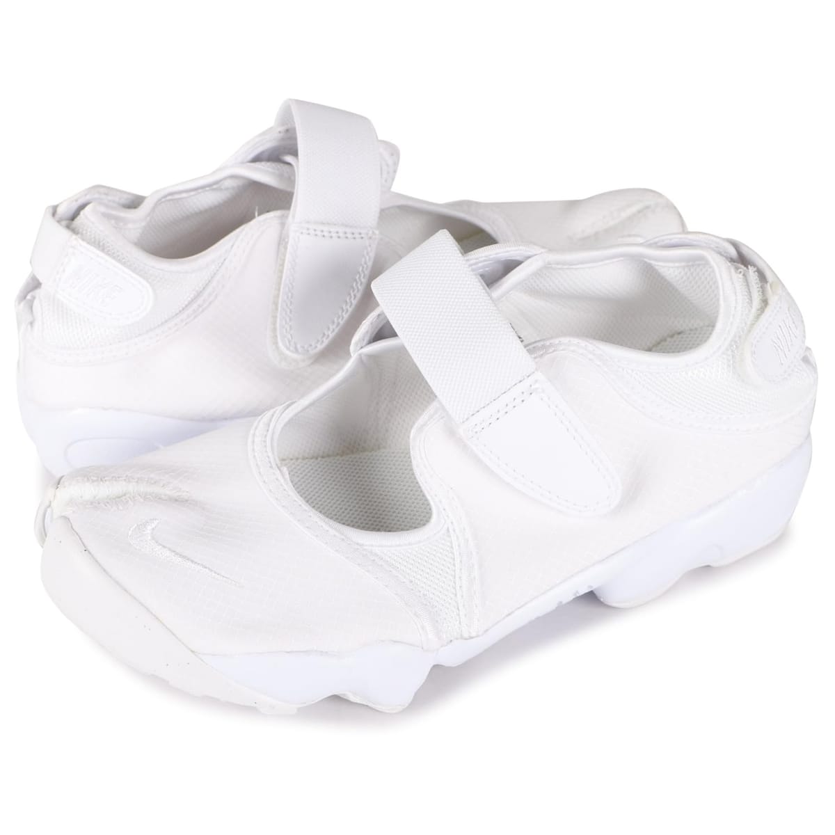 通気性に優れた軽量メッシュ素材を使用した「WMNS AIR RIFT BREATHE」面ファスナー付きストラップで脱ぎ履きが簡単にでき、足にしっかりフィットさせることができますエアリフトの特徴であるつま先が分かれたデザインに、Airクッショ...