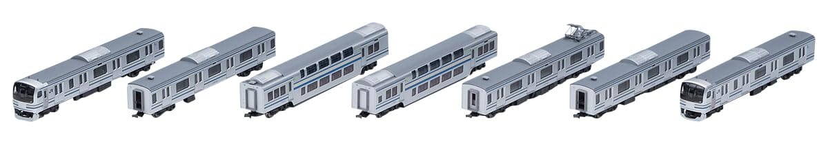 引退間近!横須賀線総武線で活躍のE217系本製品 (11・6・5・4・3・2・1号車)と［98830］増結セット、［98829］基本セットBを組み合わせて15両フル編成が再現可能。JR東日本商品化許諾済