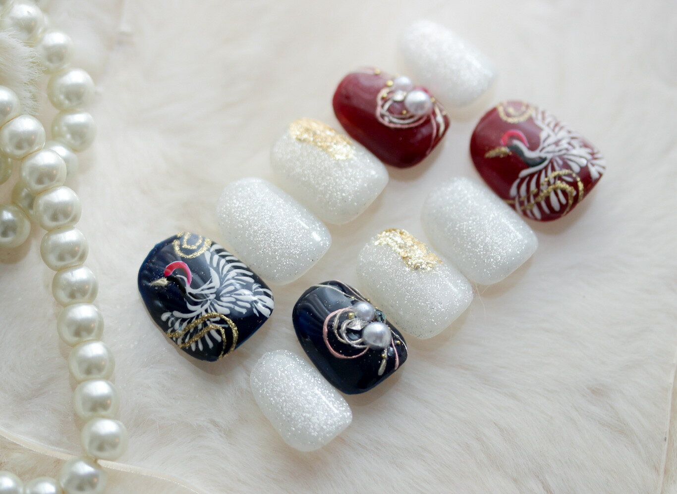 商品情報サイズベリーショート、ショート、フラットショート、ミディアム素材プラスチック色赤、黒、ブラウン※モニターの発色具合によって実際のものと色が異なる場合があります。【送料無料】【フリーサイズ16枚入り・両面テープ・ヤスリ付き】★ネイルチ...