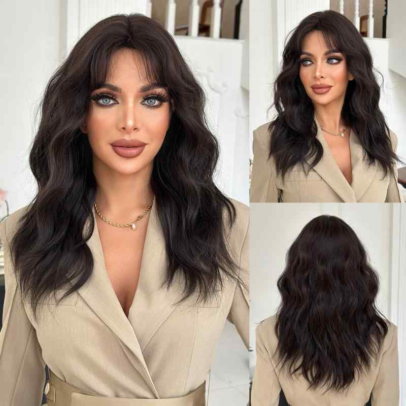 ・カテゴリ: ウィッグ・スタイル: セレブ風・ヘアスタイル: カーテンバングのウェーブ・長さ: 60cm・対象: 女性・カラー: 黒茶色・特徴: 着用簡単、自然柔順