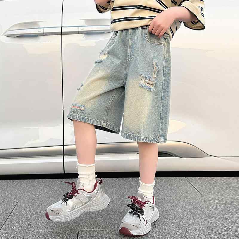 ・カテゴリ: キッズパンツ・スタイル: 韓国風・種類: デニムパンツ・丈: ショート丈・主な素材: 綿80%・加工: 柔軟加工・柄: 無地・デザイン要素: トレンド・性別: ユニセックス・対象年齢: 8歳以上、140cm以上・ウエスト: ミ...