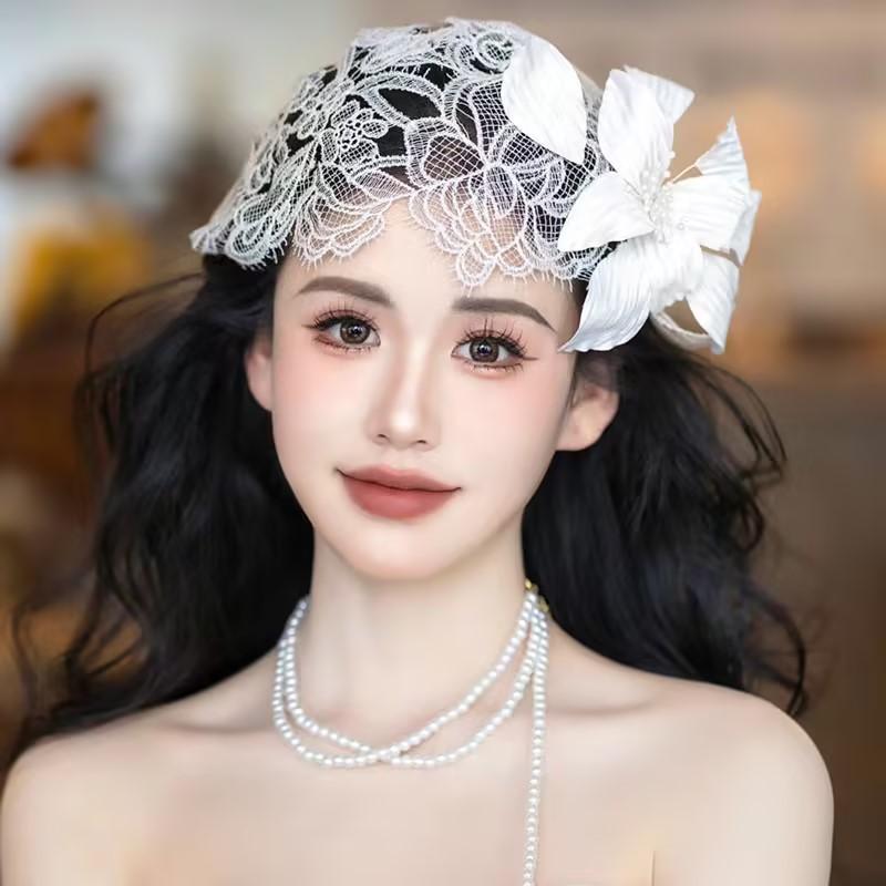 ・カテゴリ: ヘッドアクセサリー・スタイル: シンプル・主な素材: 布・柄: 花