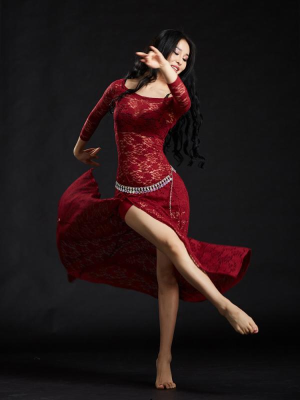 ・カテゴリ: ダンスウェア・柄: 小花柄・対象: 女性・主な素材: ポリウレタン100%・カラー展開: ワインレッド、ブラック、ホワイト、ダークグリーン、カーキ、ライトパープル・サイズ展開: フリーサイズ・用途: ベリーダンス