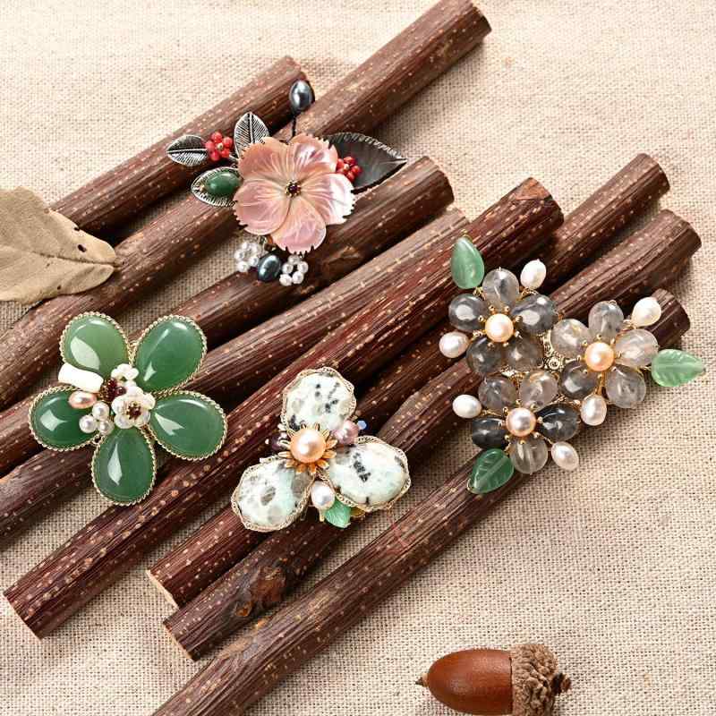 ・種類: ブローチ・素材: パール・スタイル: 女性用・デザイン: 花モチーフ・加工: 業・機能: 装飾・スタイル: 韓国風・スタイル分類: 清新スイート・流行要素: 吉祥模様・流行要素分類: 民族風