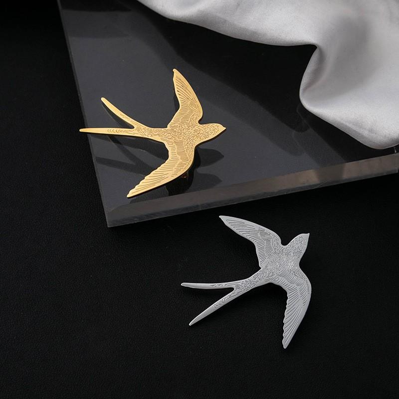 ・種類: ブローチ・スタイル: シンプル・形状: 動物・主な素材: ステンレス・加工: 電鍍・機能: 装飾・対象: 女性・流行要素: 蝶