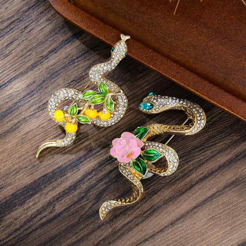 ・カテゴリ: ブローチ・素材: 亜鉛合金・デザイン: 動物、果物、花、葉・加工: 電鍍・機能: 記念、装飾、贈り物・スタイル: 韓国風・スタイル分類: 爽やかスイート・対象: 男女兼用・流行要素: 動物
