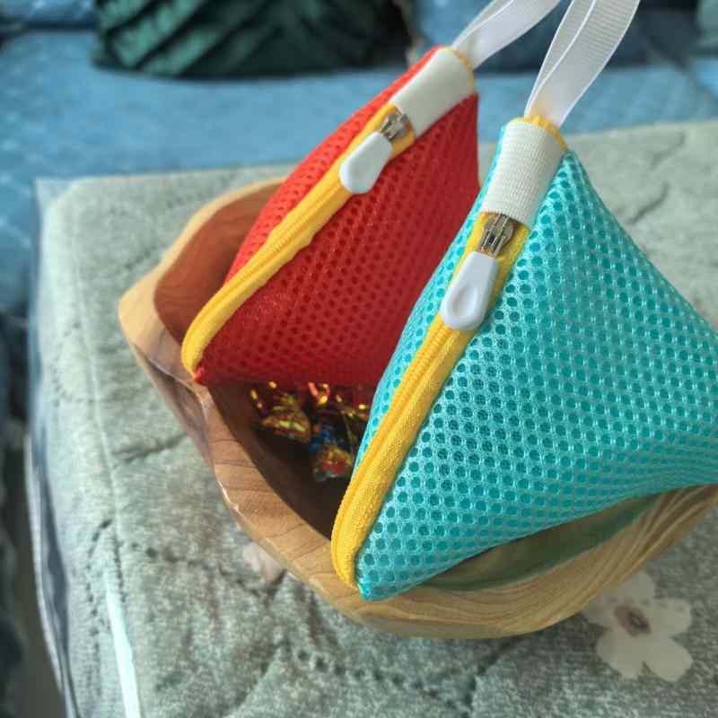 ・主な素材: ポリエステル・スタイル: 新中式・カラー展開: ブルー三角12cm×12cm、赤三角12cm×12cm、湖緑三角12cm×12cm