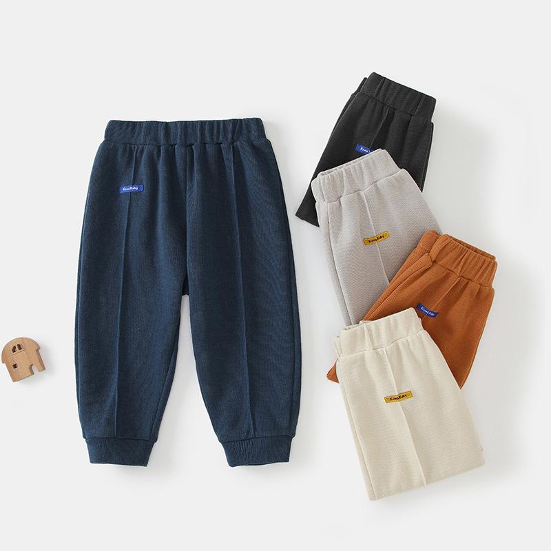 ・カテゴリ: キッズパンツ・スタイル: カジュアル・主な素材: 綿 95%・パンツ丈: ロングパンツ・対象性別: ユニセックス・対象年齢: 1～3歳（身長80～100cm）・デザイン: ベーシック・柄: キャラクター、アルファベット・素材加...