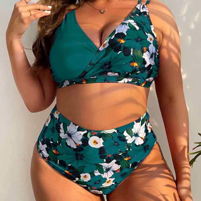 ・対象性別: 女性・対象年齢: 成人・デザイン: セクシー、小清新、欧米スタイル・胸パッド: 胸パッドあり・ワイヤーなし・素材: ポリエステル・重量: 約280g・裏地: ポリエステル・対応シーン: 水泳、マリンスポーツ・カラー展開: ピン...