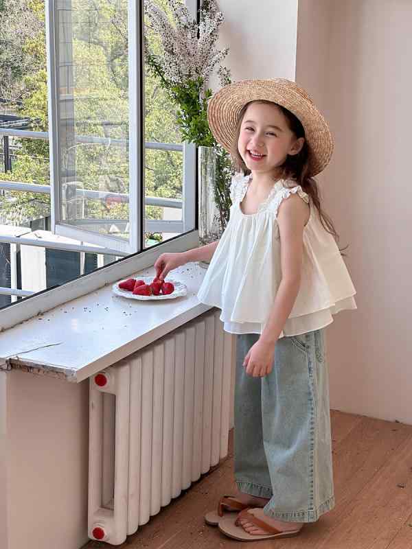 ・カテゴリ: 子ども用タンクトップ、キャミソール・性別: 女児・スタイル: 韓国風・デザイン: キャミソール・対象年齢: 3～8歳（身長100～140cm）・生地加工: 剪毛加工、柔軟加工・柄: 無地・デザイン要素: 可愛い、フリル・主な素...