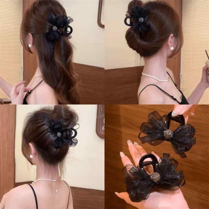 ・カテゴリ: ヘアアクセサリー・素材: アクリル・処理プロセス: 手動・ヘアクリップ分類: バンスクリップ・スタイル: 韓国風・スタイル分類: 爽やか、フェミニン・カラー展開: リボンチュールバタフライクリップ 1個、リボンチュールバタフラ...