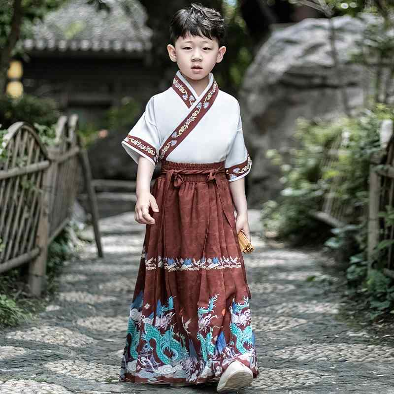 ・性別: 男・厚さ: 薄手・カラー展開: レッド（半袖、トップス＋スカート、折扇付き）、ブラック（半袖、トップス＋スカート、折扇付き）、ブルー（半袖、トップス＋スカート、折扇付き）、レッド（長袖、トップス＋スカート、折扇付き）、ブラック（長...