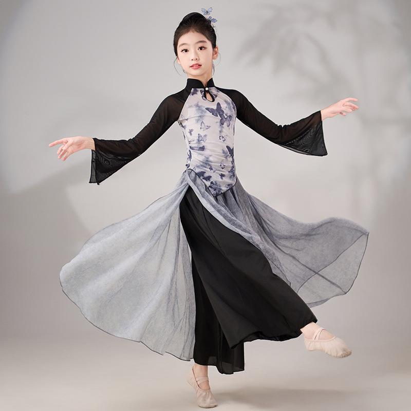 ・カテゴリ: 舞蹈服・性別: キッズ（男女兼用）・カラー展開: モノトーンセット（トップス+キュロットスカート+キャミソール）、アプリコットセット（トップス+キュロットスカート+キャミソール）、シルバー六角ヘアアクセサリー・サイズ展開: 1...