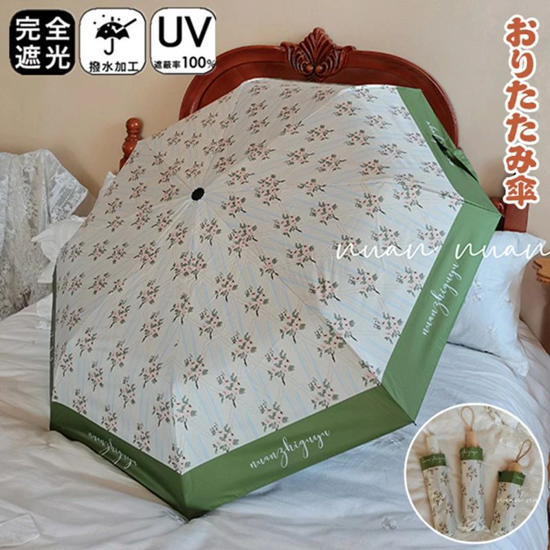 サイズ 開いた時　直径98cm　高さ56cm 折り畳んだ時 三段折 長さ28cm 五段折 長さ18cm 商品説明 ●完全遮光傘は夏の日差し対策に欠かせないアイテムですが、雨の日にも活躍します。 ●折りたたみ日傘フラットなデザインで、バッグに...