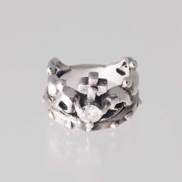 素材 シルバー925、天然石ダイヤモンド サイズ ・リングサイズ：1〜5号 ・縦幅9.5mm〜2mm・ダイヤモンドφ3mm 特徴 ベビーリングとお揃いの誕生石のピンキーリング(刻印可能) 注意 ※画面上と実物では多少色具合が異なって見える場...