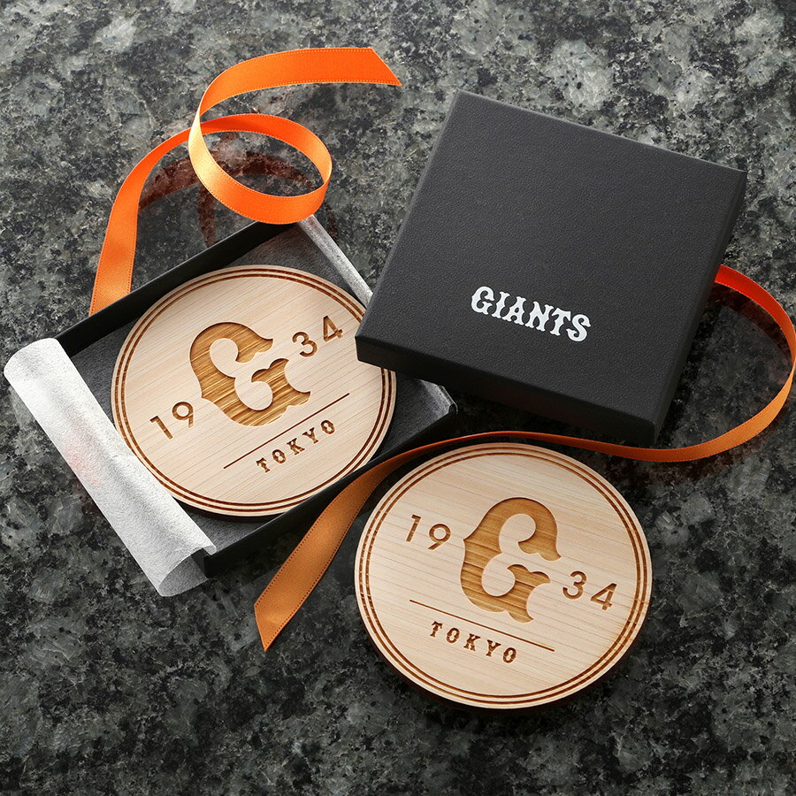 サイズ：Φ90mm D4mm 原産国：日本 素材：国産ひのき 注意事項： ひのきは、繊維が細かく汚れが木の中にしみ込みにくい素材です。 油分を多く含んでいるため水に強く、まな板にも使われています。 本物の無垢の木ですので、水分は多少しみ込み...