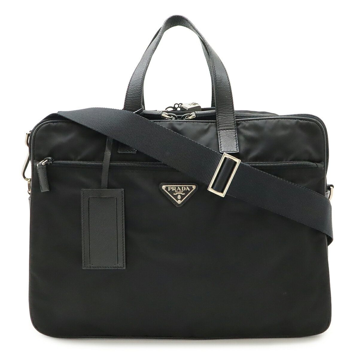 商品説明 程度 中古 ABランク サイズ W38.5cm H29.5cm D13.5cm ショルダーストラップ最長約147cm(調節可、金具含む) 材質 ナイロン/レザー カラー NERO(ブラック) 仕様 外側ファスナーポケット1、背面ポ...
