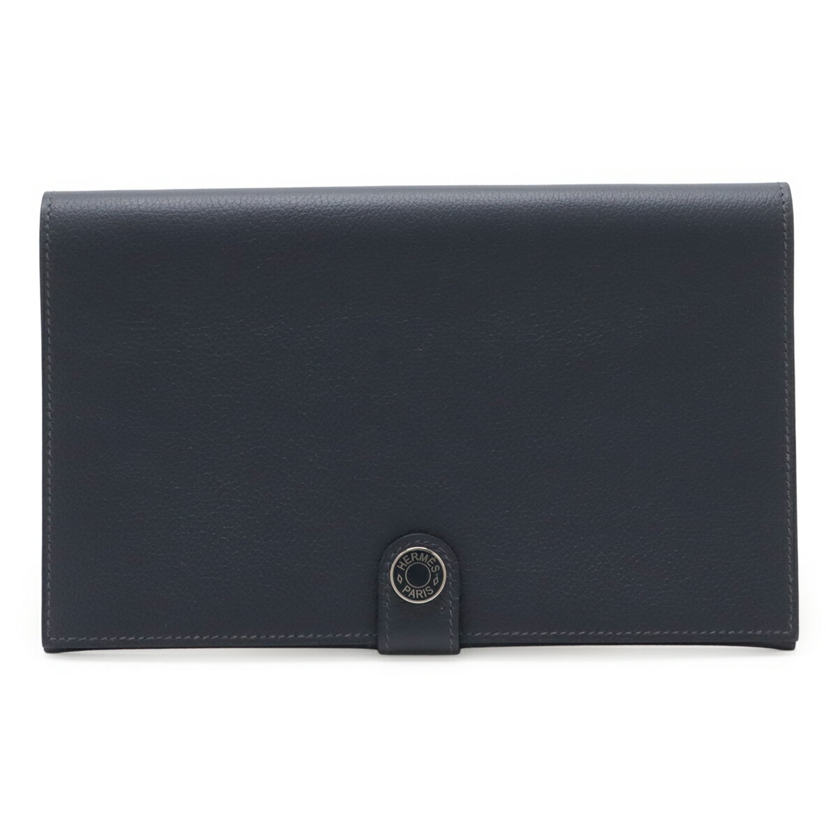 商品説明 程度 中古 Aランク サイズ W10cm H14cm 材質 ヴォーエヴァーグレイン カラー ブルーニュイ 仕様 内側ポケット2、カードポケット3 付属品 なし コンディション 外側 若干のスレ 内側 フラップアタリ、若干の押し跡 ...