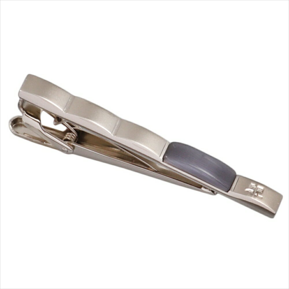 ●サイズ：約H0.5×W5.7CM●モニターの解像度によって、実物と画像の色合いが多少違うように見える場合がございます。ご了承くださいますようお願いいたします。●付属品 クレージュ純正BOX●品質：ロジウムメッキ●「店頭引渡し」はできません...