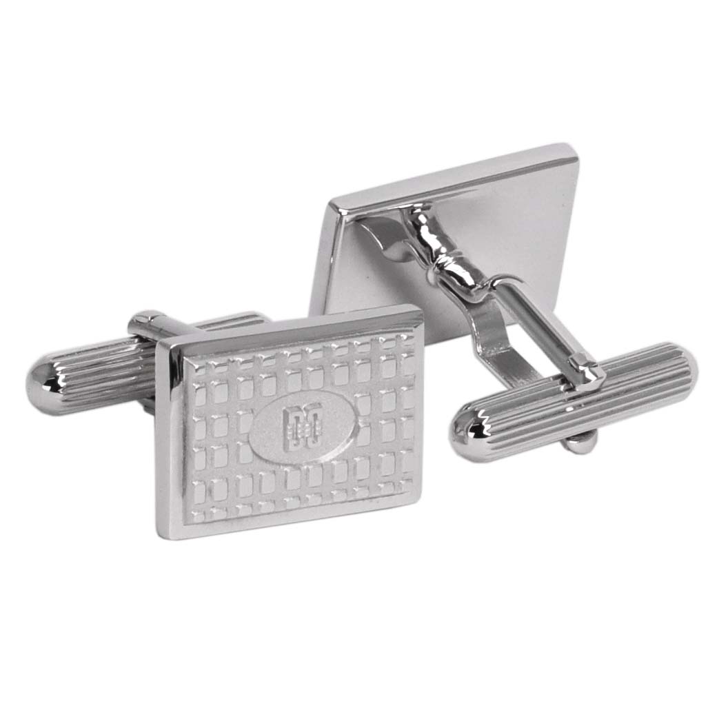 ●サイズ：H1.2×W1.8CM●モニターの解像度によって、実物と画像の色合いが多少違うように見える場合がございます。ご了承くださいますようお願いいたします。●付属品 DAKS純正ギフトBOX●表面加工 メッキ