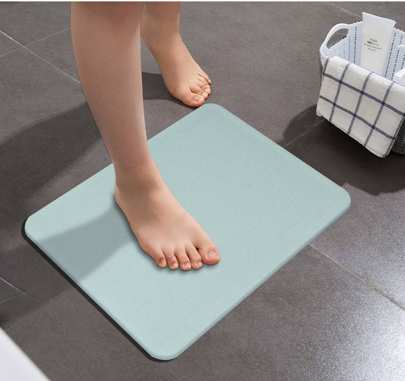 【商品説明】 【商品名称】バスマット 【商品サイズ】60*39cm 【材質】珪藻土 【商品カラー】6色 ■おしゃれなデザイン ■吸水速乾 足を置いた瞬間から、すぐに吸水・速乾し始めます。 ■抗菌・消臭 表面が常に乾いているから菌が繁殖しにく...