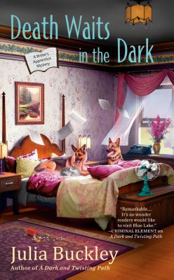 DEATH WAITS IN THE DARK Writer's Apprentice Mystery Julia Buckley BERKLEY BOOKS2019 Mass　Market　Paperbound English ISBN：...