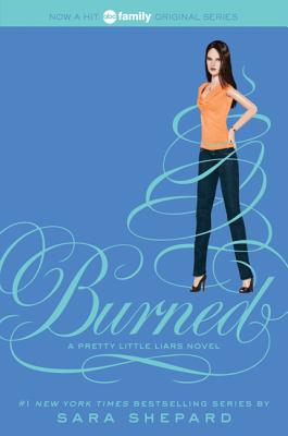 BURNED Pretty Little Liars Sara Shepard HARPERCOLLINS2013 Paperback English ISBN：9780062081933 洋書 NonーClassifiable（その他）