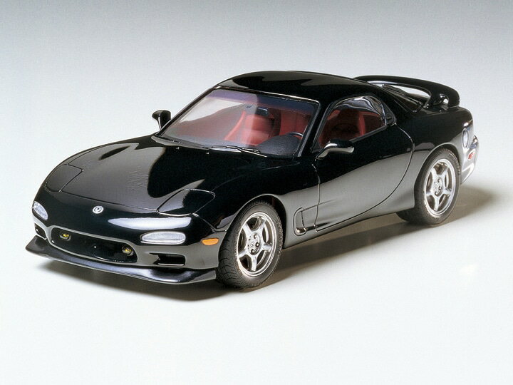 タミヤ 玩具タミヤ TAMIYA 田宮 おもちゃ ホビー プラモデル プラスチックモデル リアル スケール 自動車 スポーツカー クーペ 1/24スポーツカーシリーズ 1/24 マツダ RXー7 R1 【24116】 (プラモデル) 発売日...