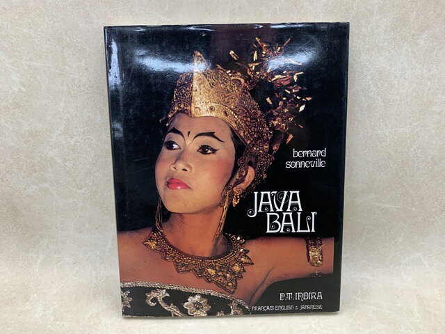 商品名 洋書観光ガイド　JAVA-BALI 著者 Sonneville, Bernard 出版社 P.T.INDIA 発売日 1976 備考 【可】　カバースレ・キズ、小口・見返しシミ少有り 判型 JAN / ISBN /