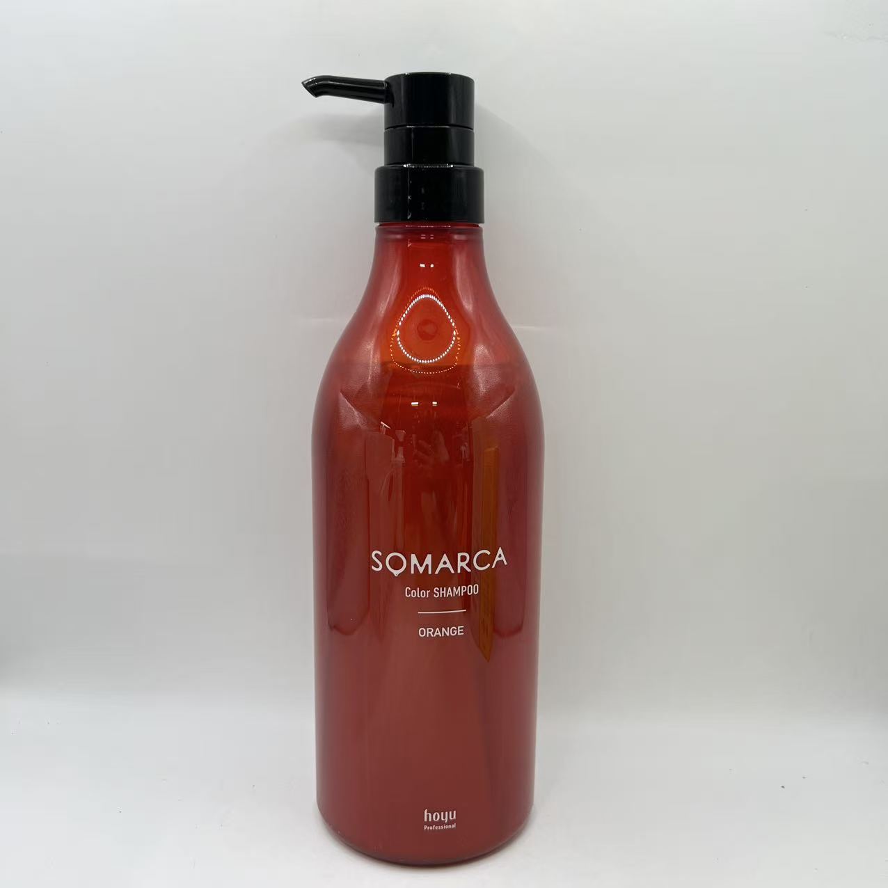 ブリーチ後やヘアカラーをした髪にバランスの取れたオレンジをプラスカラーシャンプー ターゲット、対象毛:デザインカラーやカラー前後の色味補正が必要な方(※白髪には染まりません)。 ●ソマルカでメインに使用している塩基性染料は、ダメージを帯びた...