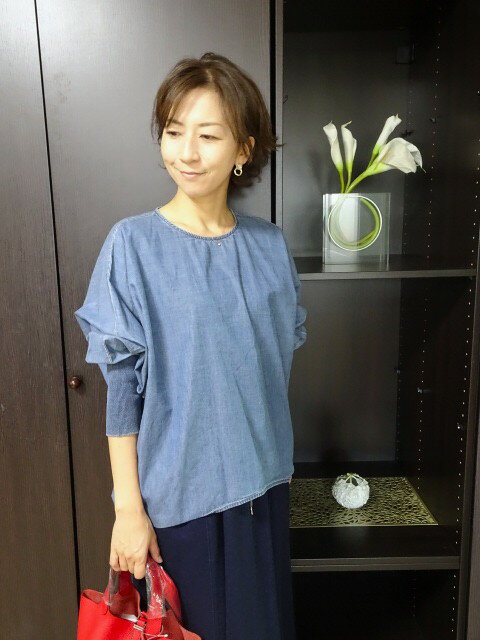 メーカー希望小売価格はメーカー商品タグに基づいて掲載しています （正規販売店取扱商品） ●品番　536921 モデル身長165cm （B：83　W：63　H：90） サイズ38　モデル着用サイズ ●肩幅　38cm ●着丈　前57cm　後ろ6...