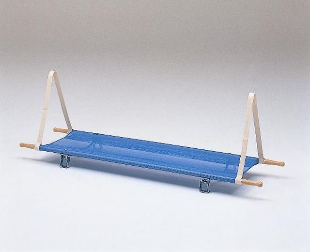 商品情報[ 商品詳細 ]●運賃ランク　39●シート：ポリエステルメッシュ塩ビコーティング、フレーム：アルミ、取手：木製●幅54×全長210cm(シート部170cm)、折りたたみ時15×12×210cm●重さ5.9kg●積載重量：100kg●...