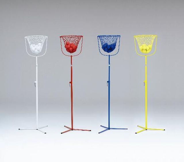 商品情報[ 商品詳細 ]●運賃ランク　39●主材スチール34mm●1台●カゴ内径45cm●高さ調節(1.75?2.7m)●重さ5.6kg●下部ゴムキャップ・アジャスターゴム付、屋内外兼用●専用ネット付●玉別売下部キャップ付でグランド・フロア...