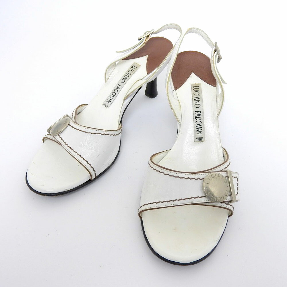 商品タイトル LUCIANO PADOVAN レザー ストラップサンダル 白 size35.5 [M02665] 管理番号 BR07792 状態ランク A 状態詳細 一般的な使用感はありますが、使用に問題のない商品です。 詳細：少々スレヨゴ...
