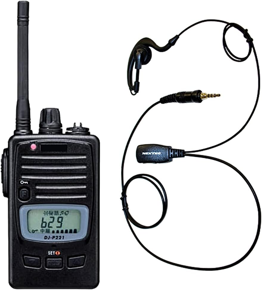 免許不要 安定の定番モデル ・技適マーク取得済み商品 F.R.C.製高品質イヤホンマイクが付いたお得なセット 耳かけ型イヤホンマイク：NH-23WPが1本付属 運用中のチャンネルとグループトーク番号を自動で検知、自動で設定してキーロックをか...