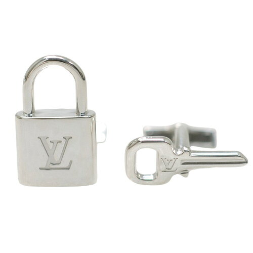 商品説明商品番号 17668 ブランド LOUIS VUITTON【ルイヴィトン】 商品名 Ag925 ブトン ドゥ マンシェット カデナ エ クレ カフス 型番 M64600 参考定価 - サイズ パドロック W 1.4cm×H 2.3c...