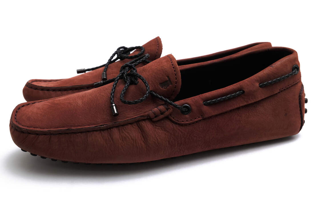 BRANDINGの全商品で利用可↓↓1%OFFクーポン↓↓TOD'S トッズ ドライビングシューズ メンズ MOCASSINO GOMMINI ゴンミーニ カーフスエード 牛革商品説明上質な素材に定評がある、イタリア発のセレブ御用達ブランド...