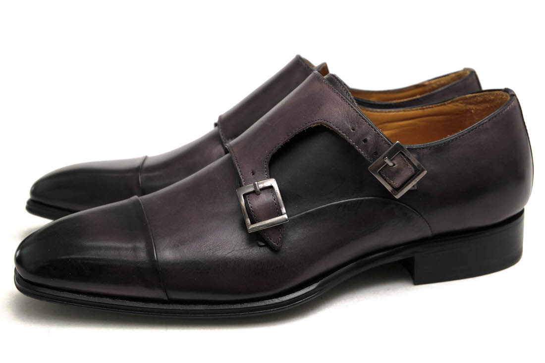 BRANDINGの全商品で利用可↓↓1%OFFクーポン↓↓Queen Classico クインクラシコ ビジネスシューズ メンズ 432 牛革 カーフ商品説明神戸に本店を構えるセレクトシューズショップ。イタリア中心に世界各国の靴や鞄、ベルト...