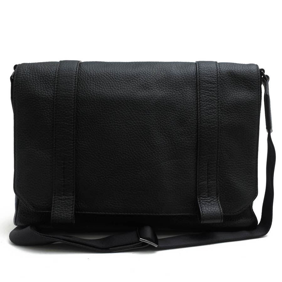 BRANDINGの全商品で利用可↓↓1%OFFクーポン↓↓FUJITAKA フジタカ ショルダーバッグ メンズ No.633101 Alta アルタ LWGゴールドランク認定イタリアレザー 牛革商品説明FUJITAKA(フジタカ）の1つ1つ...