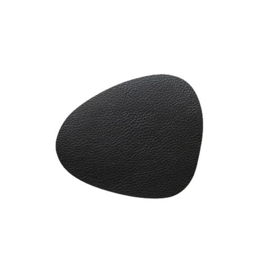 LIND DNA（リンドDNA）はデンマーク発のデザインブランドで、環境に配慮したリサイクルレザーを使用したホームアクセサリーが人気です。「Serene カーブコースター」は、柔らかい曲線を描く独特の形状が特徴。耐水性と耐久性に優れ、日常使...