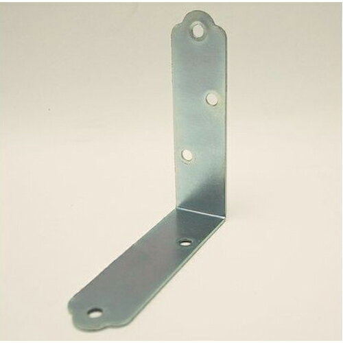 ■補強金具・接合金具としてお使いください。 サイズ：　76mm×76mm×20mm 穴径：　φ3.8 材質：　鉄、仕上げ：　クロームメッキ