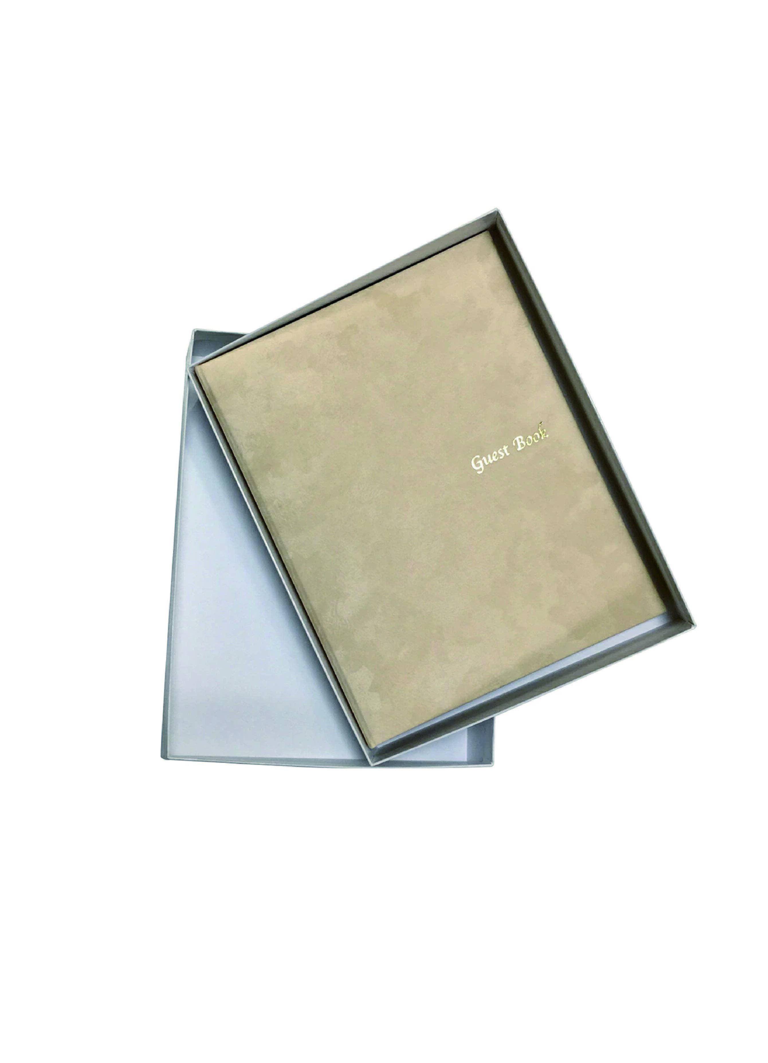 芳名帳 ゲストブック 「ルナ」 こちらはカバーのみの販売になります。 中のカードは入っておりません 本体サイズ：175mm×225mm×厚み30mm ※バインダーには最大160枚まで綴り込み可能です。 中のカードは横148mm×縦90mmの...