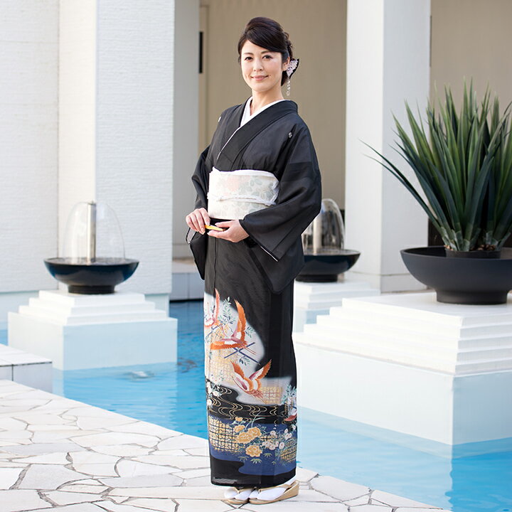 ●こちらの留袖は、レンタル商品です。 ●申し訳ございませんが、ご注文頂いても利用日の予約状況によってはご利用頂けない場合もございます。 ●フリーダイヤルまたはメールで、事前に予約状況をお問い合わせ頂く事も可能です。 ●レンタル商品はご利用日...