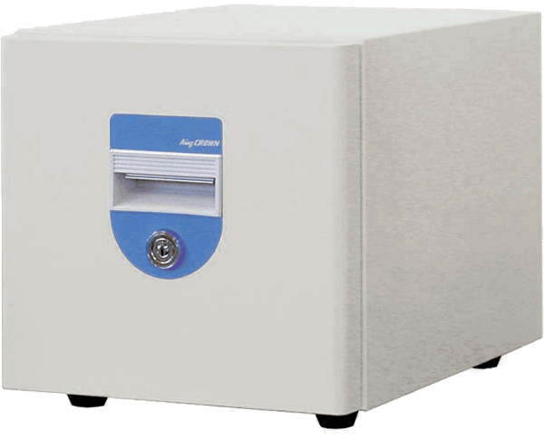 ■外寸法：W365xD521xH368mm ■内寸法：W135xD280xH142mm ■リバーシブル錠 ■引出しx1　■仕切り板x2 ■カラー：オフホワイト ■標準質量：60kg ■内容量：4.5L フレキシブルディスクカートリッジ用耐火...