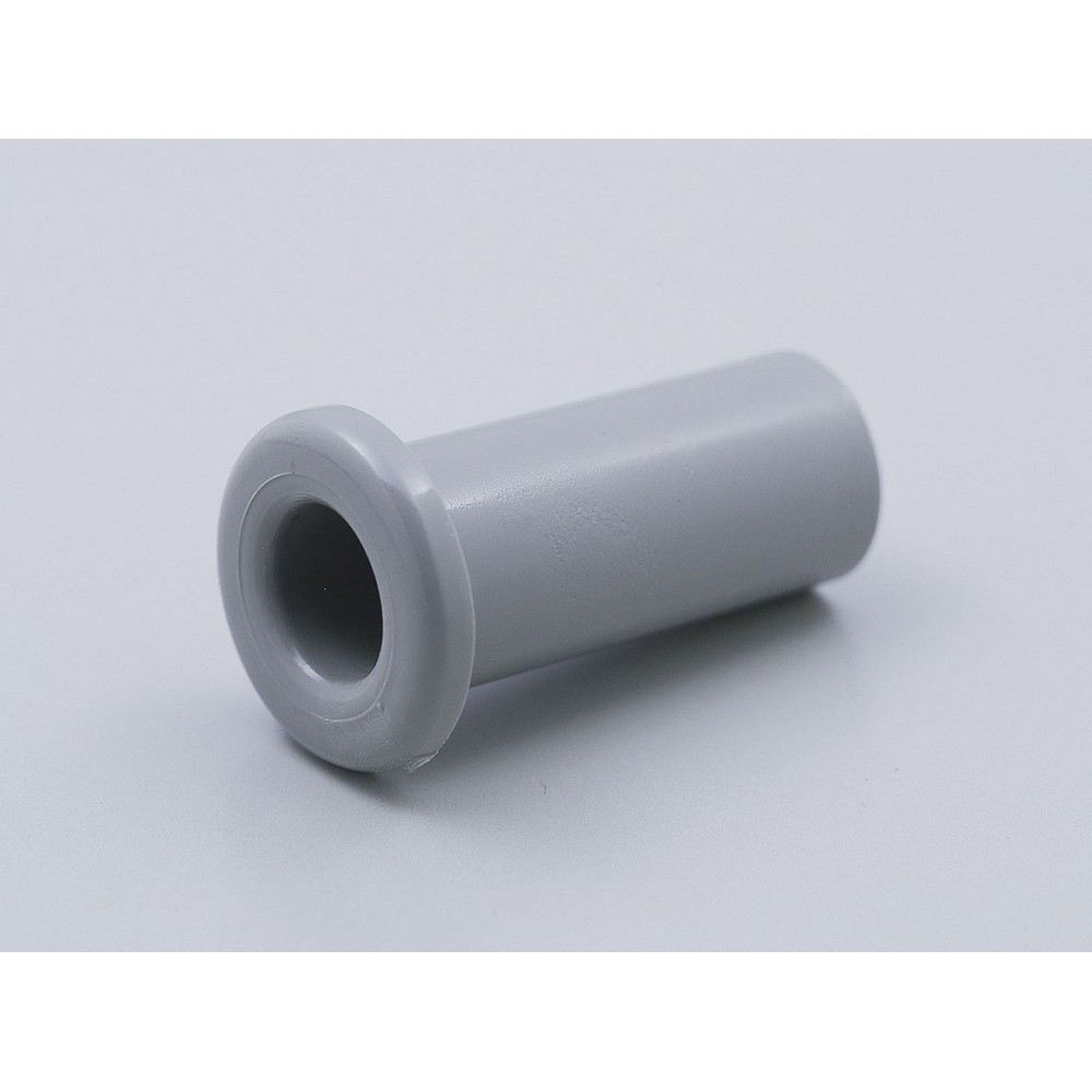 【商品説明】■入数：3個■全長：30mm■内径：15mm【仕様】■電線を屋外から引き込む際に壁穴に差し込んで使用します。