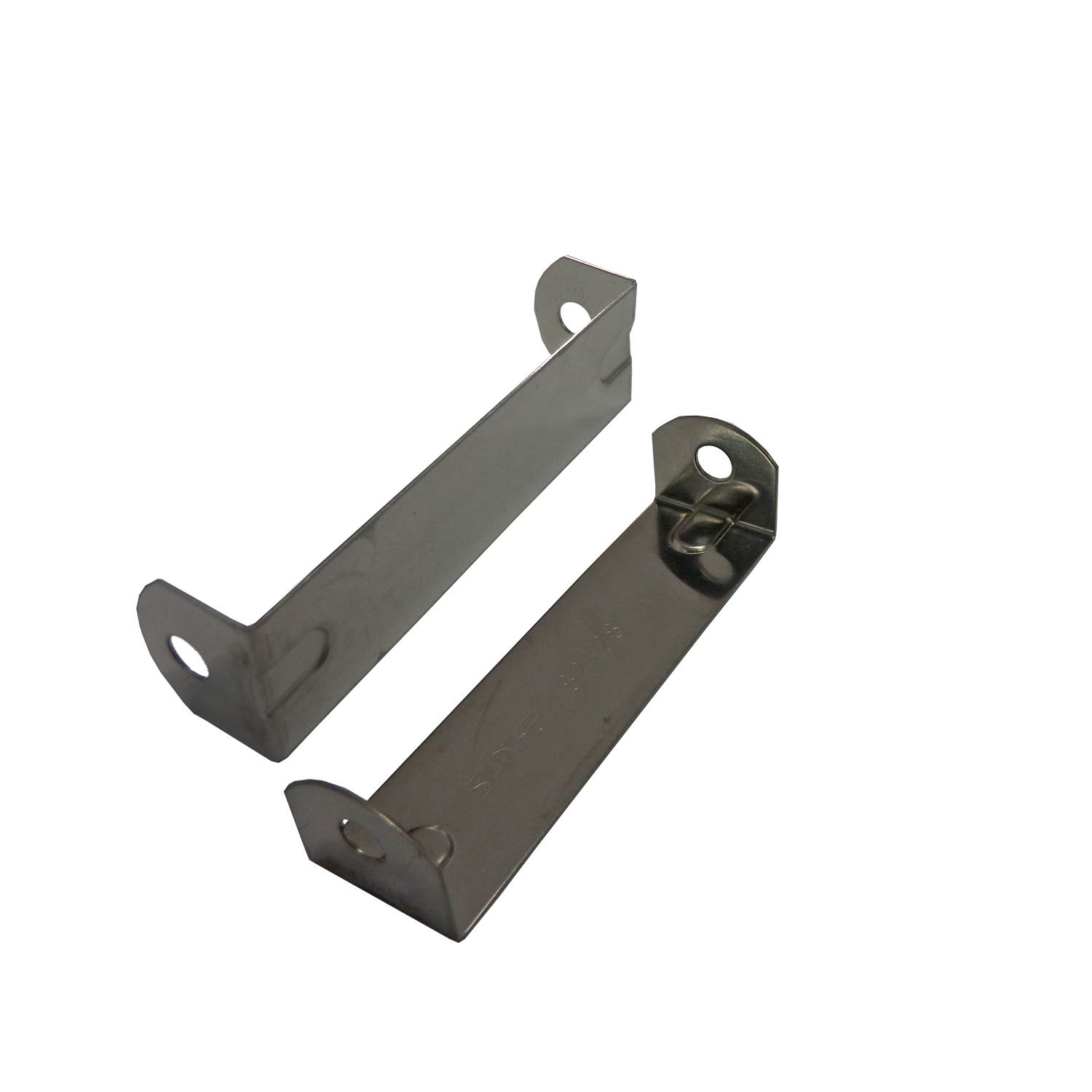 【仕様】●材質：SUS304●取り付ける管類の外径Φ：28.8mm●仕様：パイプ用【商品説明】●パイプ固定用標準サドル●予め両側を折り曲げた形状の万能サドルです。●曲げやすく丈夫で柔軟性に優れ、加工しやすいステンレス(SUS304)製です。