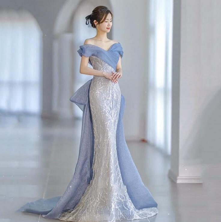商品名ドレス 結婚式 二次会 商品詳細サイズ:写真通りセット内容:ワンピース◆伸縮性:やや有り◆透け感:なし◆ファスナー:なし◆留め具: 編み上げ◆生地の厚さ:柔らかく、肌触りの良い生地を使用しています◆モデル参考:身長:168CM/46K...