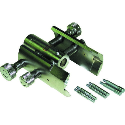HASCO　車輌整備用品　ハウジングナットレンチJAN：4580372201824メーカー：（株）ハスコー / ブランド：HASCO / 原産国：日本特長●つかみ部はサイズ調整式で、各車種の六角、八角のハウジングナットに対応できます。●つか...