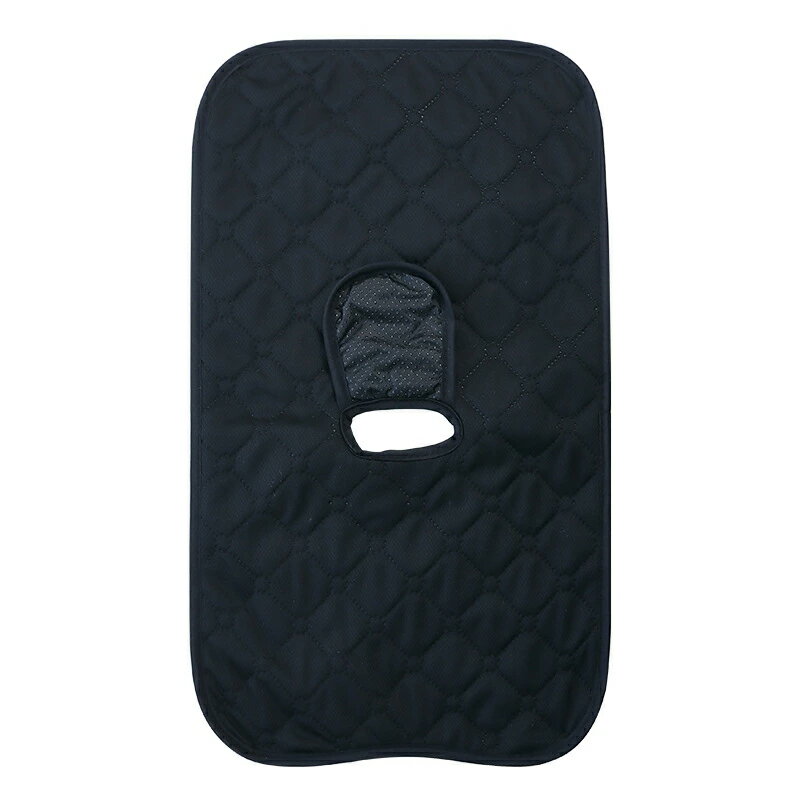 保育園の送り迎えや長時間ドライブでもママ安心！食べこぼしもおねしょも強力防水！ チャイルドシートにサッと敷いて汚れ・おねしょ対策に！ 防水シートです。 【6つのオススメポイント！】 1 しっかり防水！ 2 汚れ防止！ 3 メッシュ生地で通気...