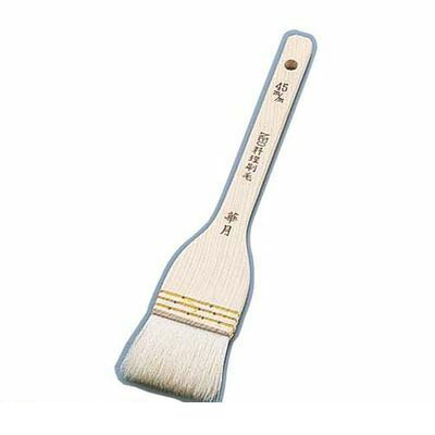 ●仕様：60mm●サイズ(mm) 全長(mm) 毛の長さ(mm) 質量(g)：60 255 40 23●木柄に切り込みを入れ、はさみ込むことにより隙間を最小限に 抑えました。3段で締めて密着度もアップしています。4958979114548